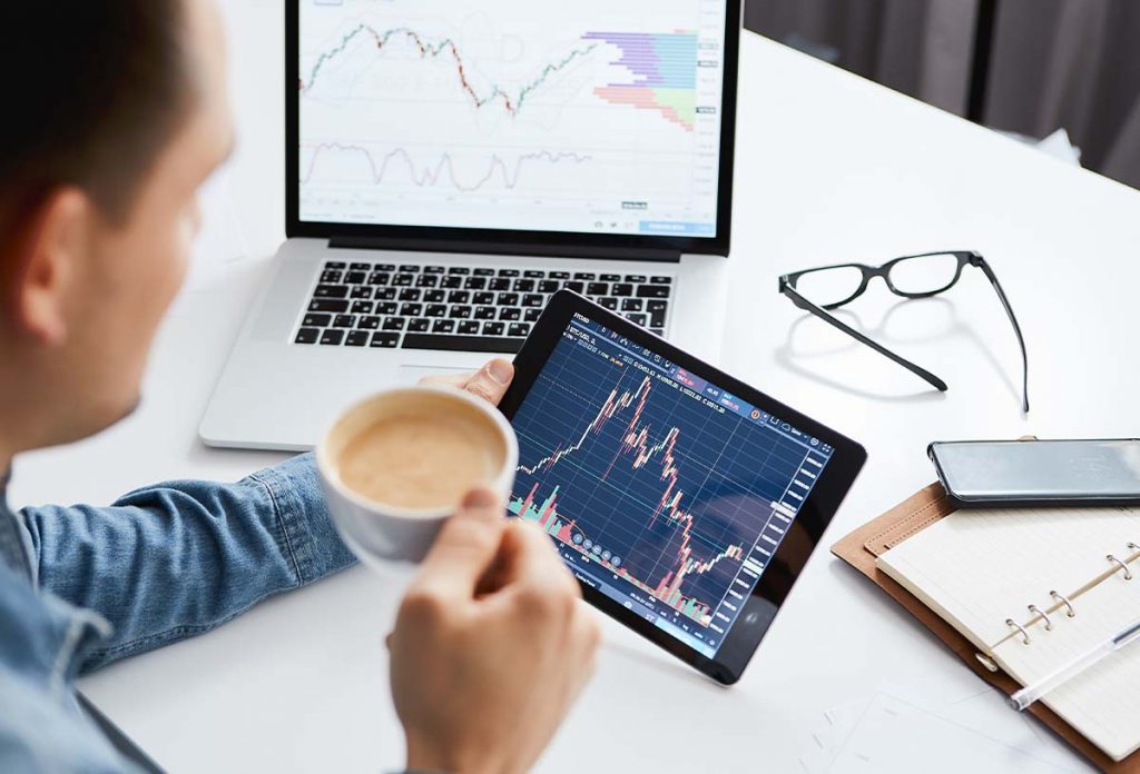 Investor Center - AVGOL